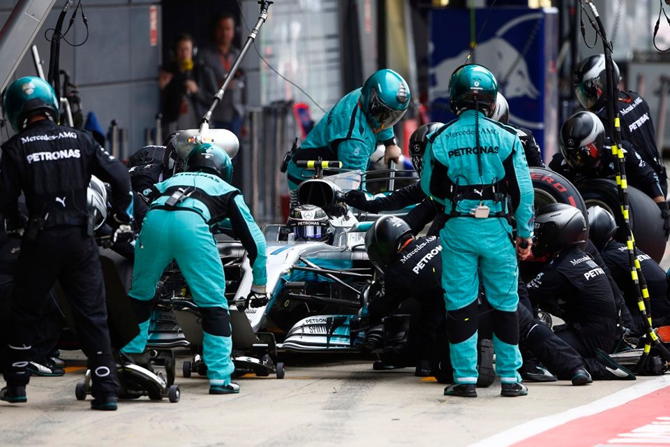 Formula 1: Mercedes team turns to big data in quest for victory in ...