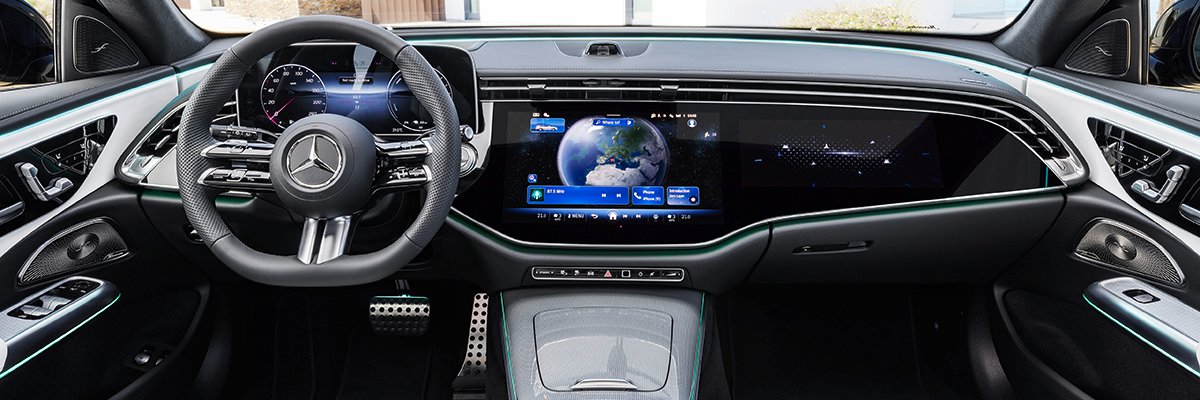 Ford, Mercedes-Benz optimize 5G-enabled smart factories | TechTarget