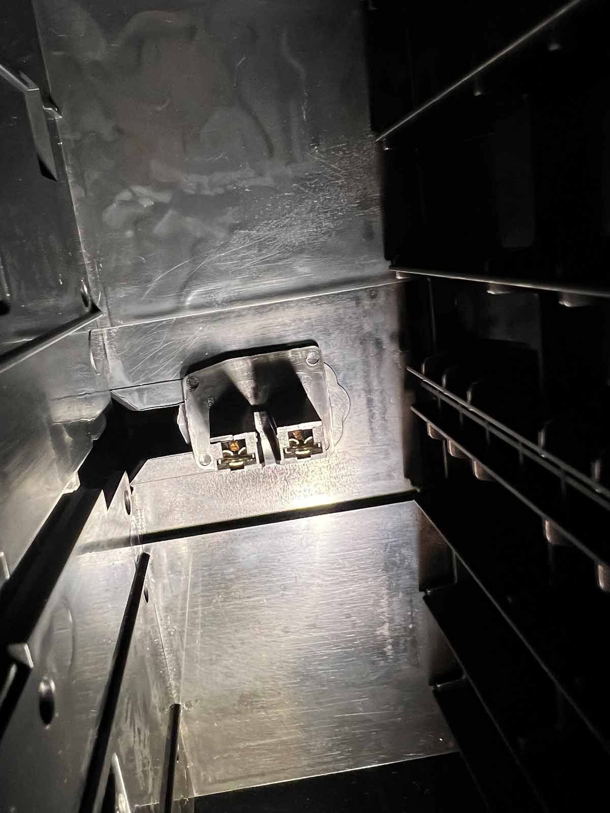 Safeguard data center power with regular UPS maintenance | TechTarget