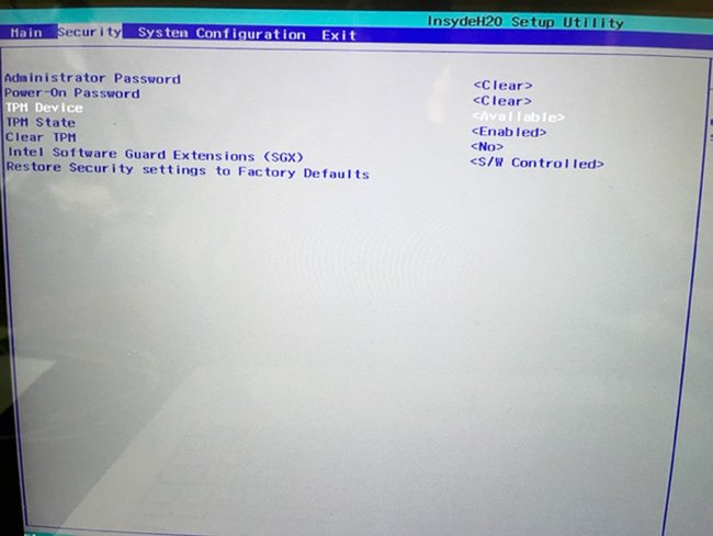 What do the different licenses for Windows 11 come with? | TechTarget
